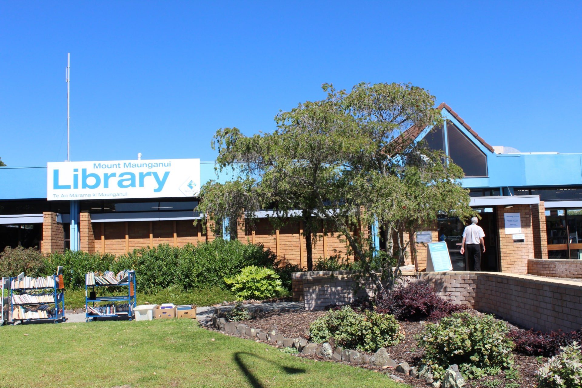 Tauranga Library | Discover great places to read with Explore Tauranga